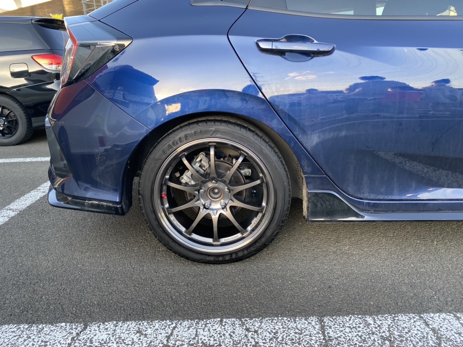 BEST写真館 | ホンダ シビックハッチバック FK7 の RAYS(レイズ) VOLK RACING ボルクレーシング 18 プレスド ...